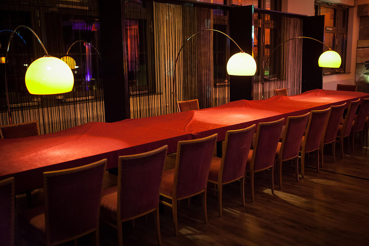 Rent a blackjack table for corporate events | Royal-Events